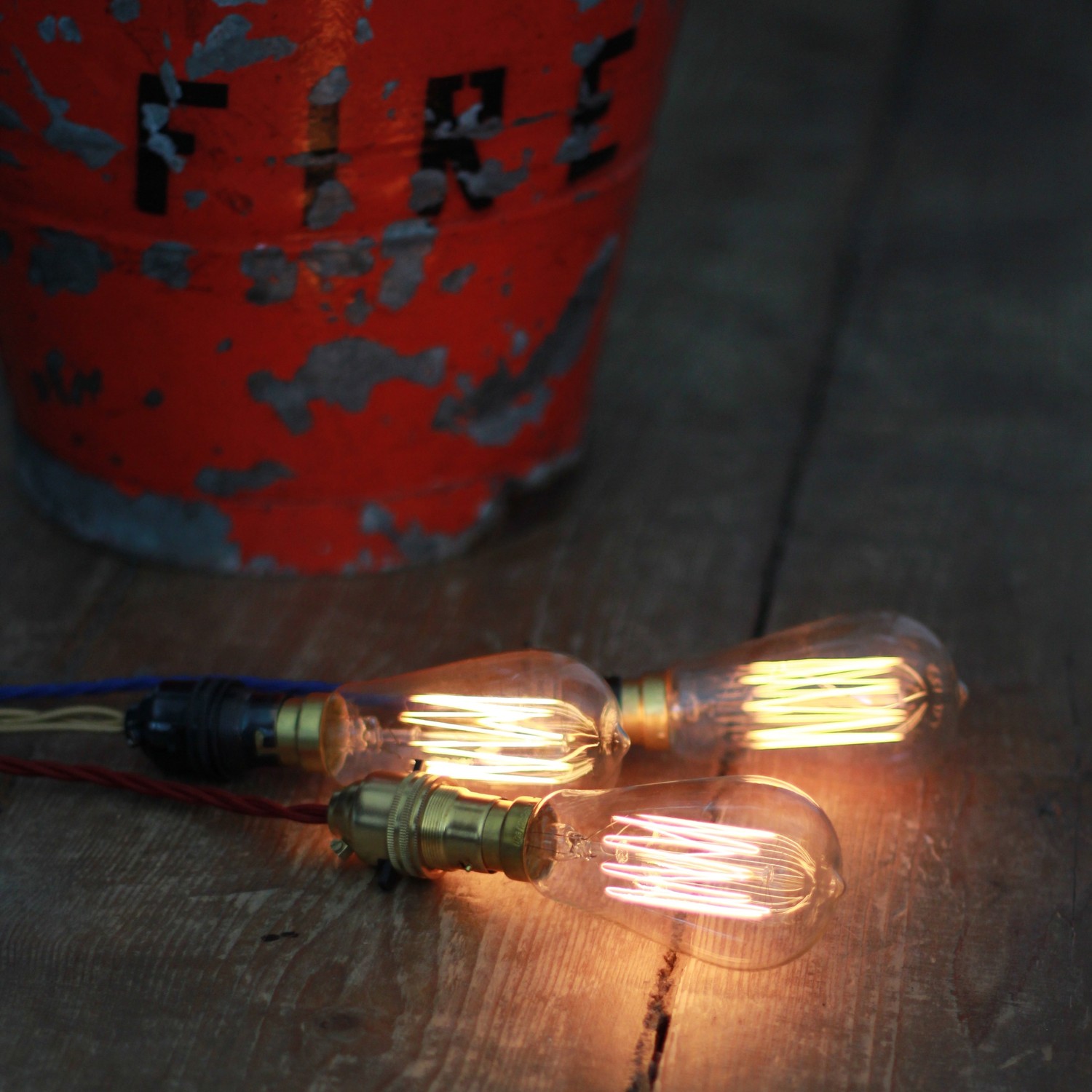 Small 19 Anchor Squirrel Cage Filament Bulb (E27 Screw) - Mimime ...