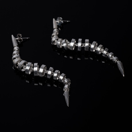 Sikara - Internationally Inspired Jewelry - Touch of Modern