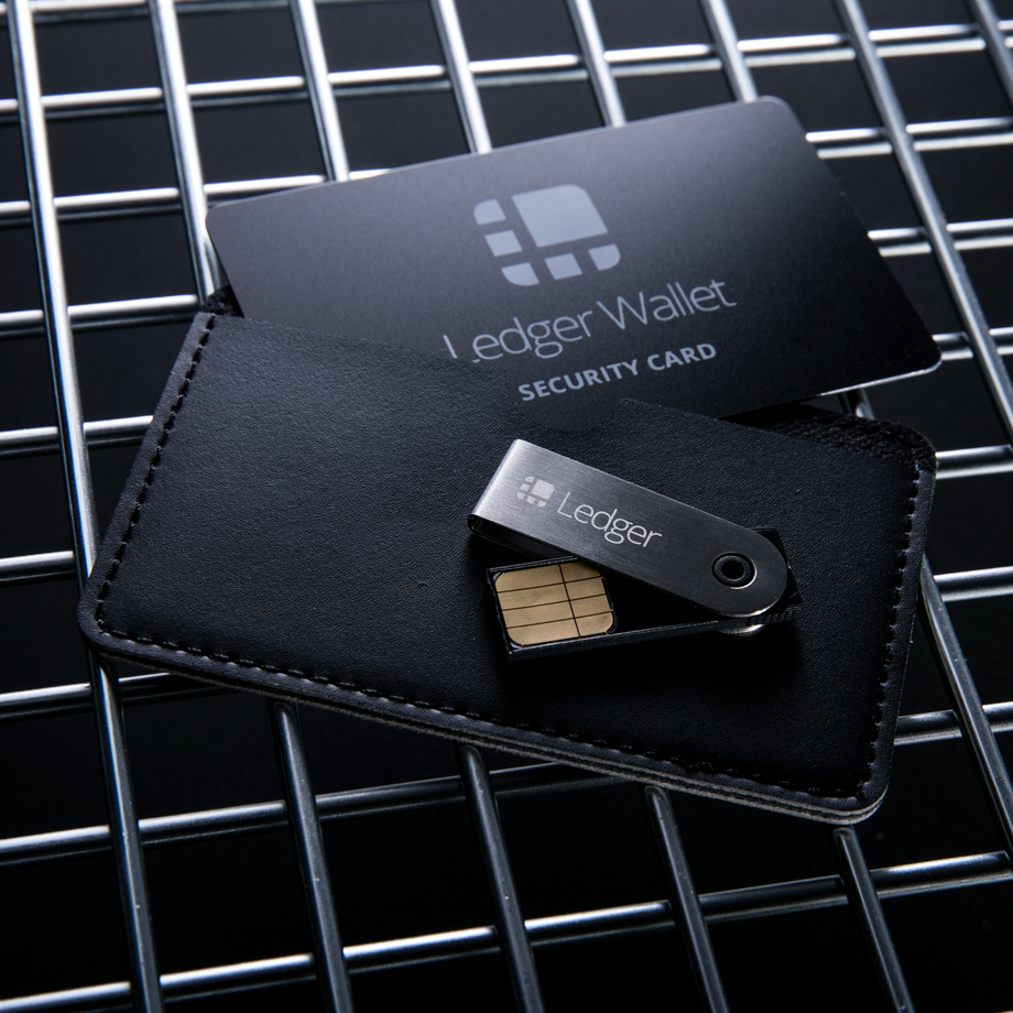 Ledger Wallet - Blockchain Bitcoin Wallets - Touch of Modern