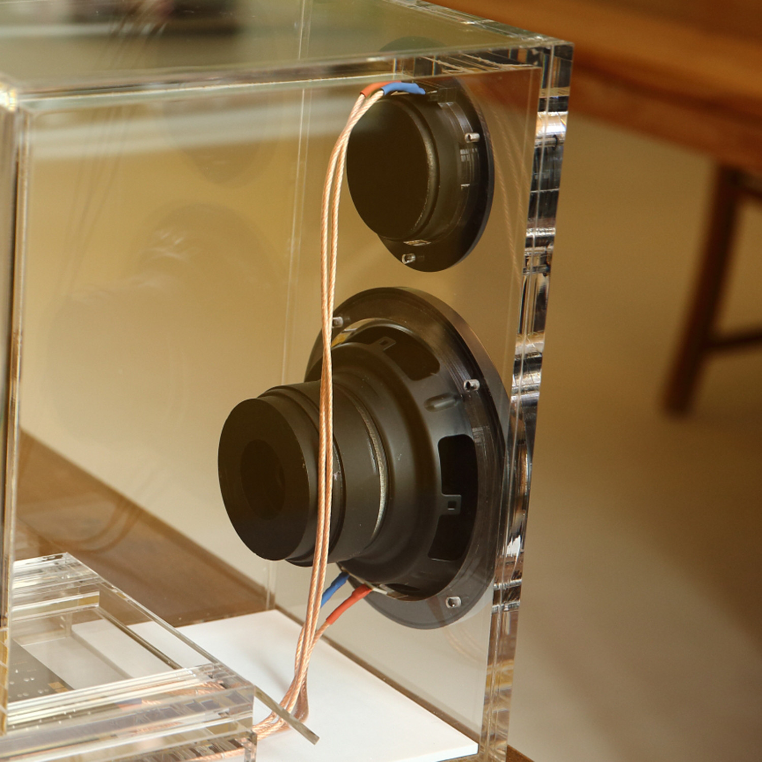 ONEclassic - ONEAudio - Touch of Modern