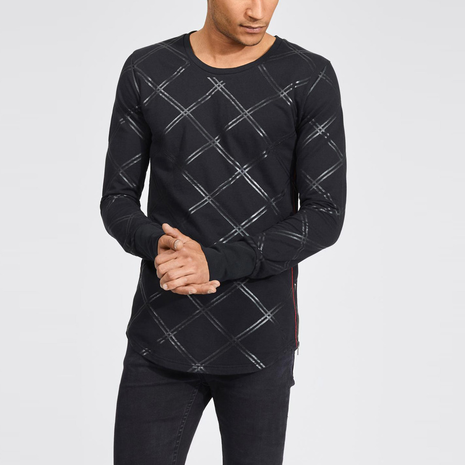 True Prodigy - Statement-Making Essentials - Touch of Modern