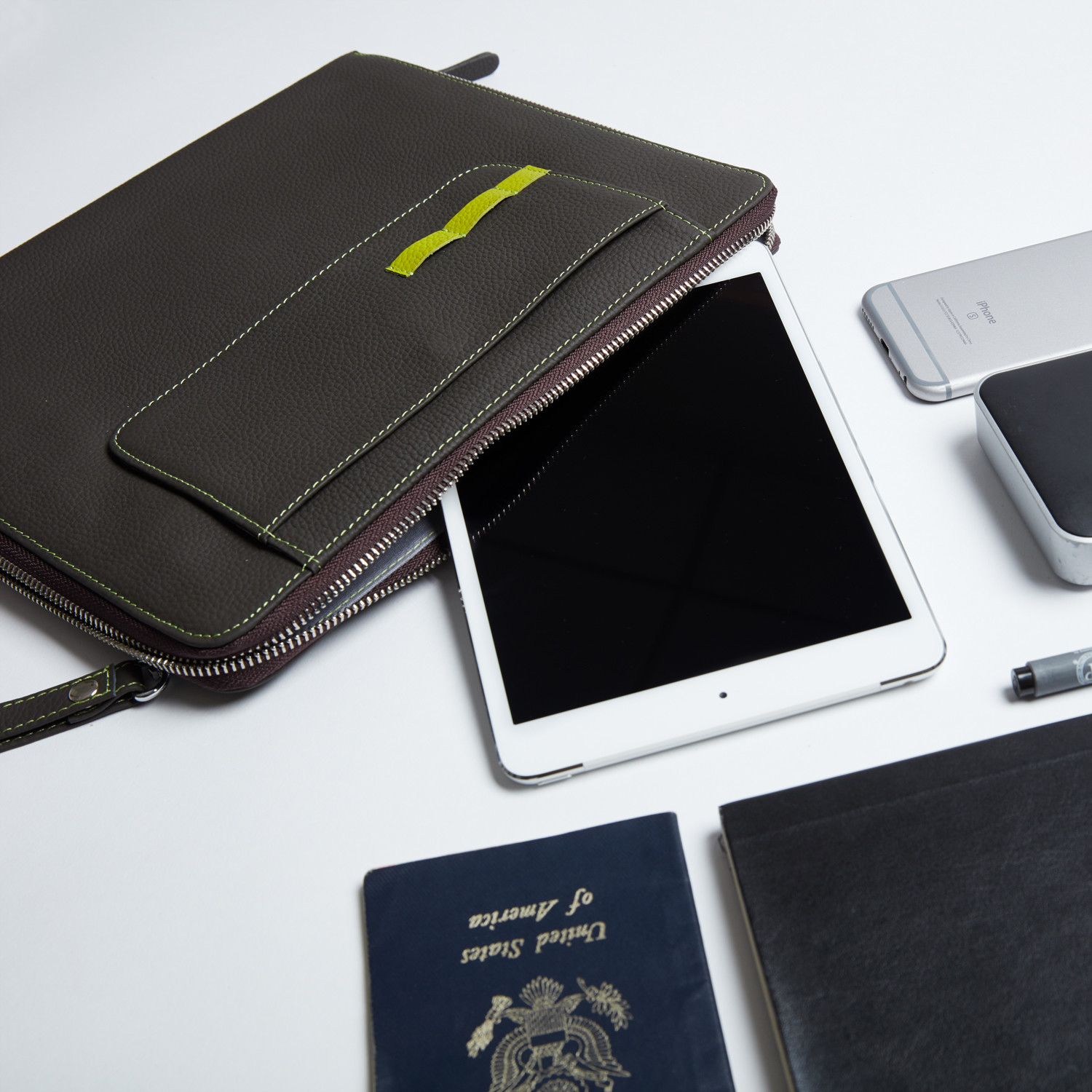 Tab Seatback Organizer // Zip Sleeve - WALTER + RAY - Touch of Modern