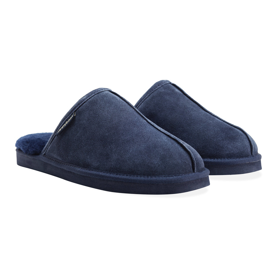 Redfoot - Casual Classics - Touch of Modern