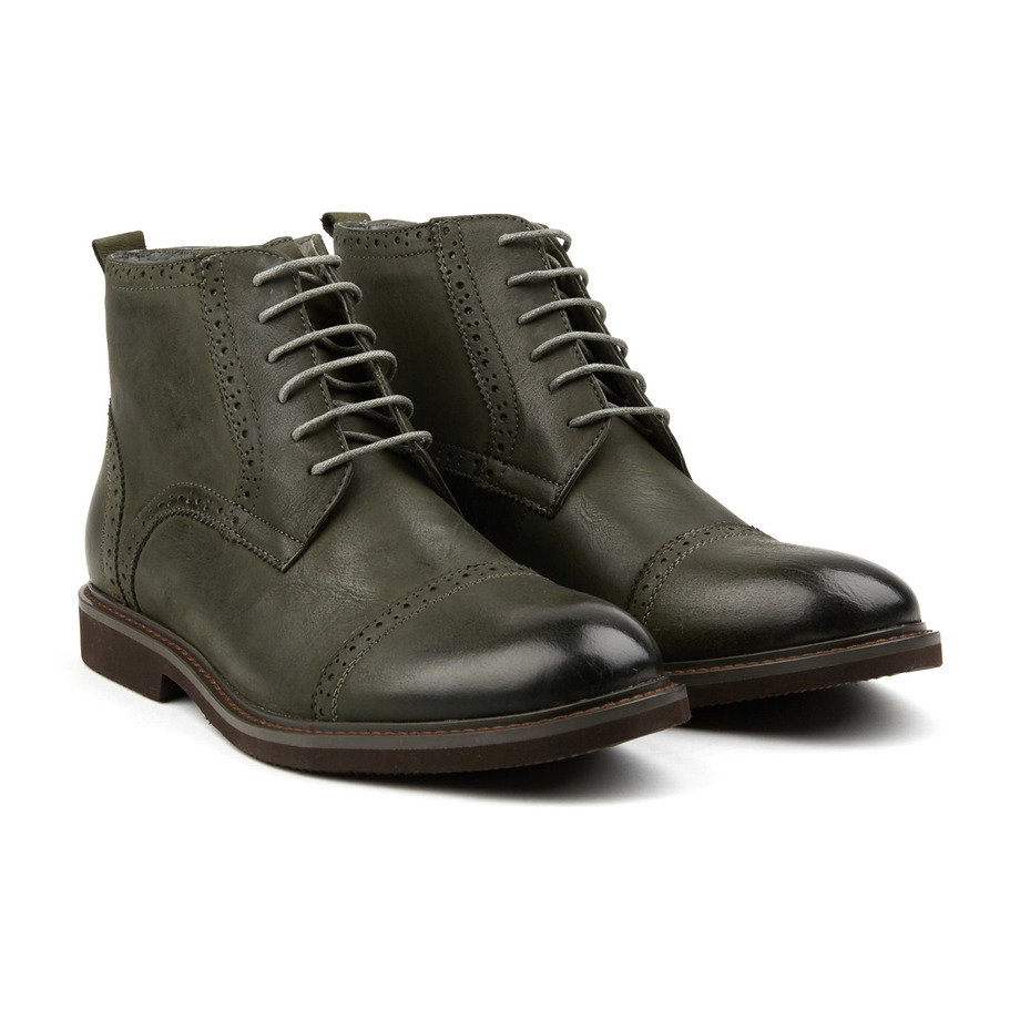 J75 by JUMP - Style-Savvy Leather Shoes - Touch of Modern