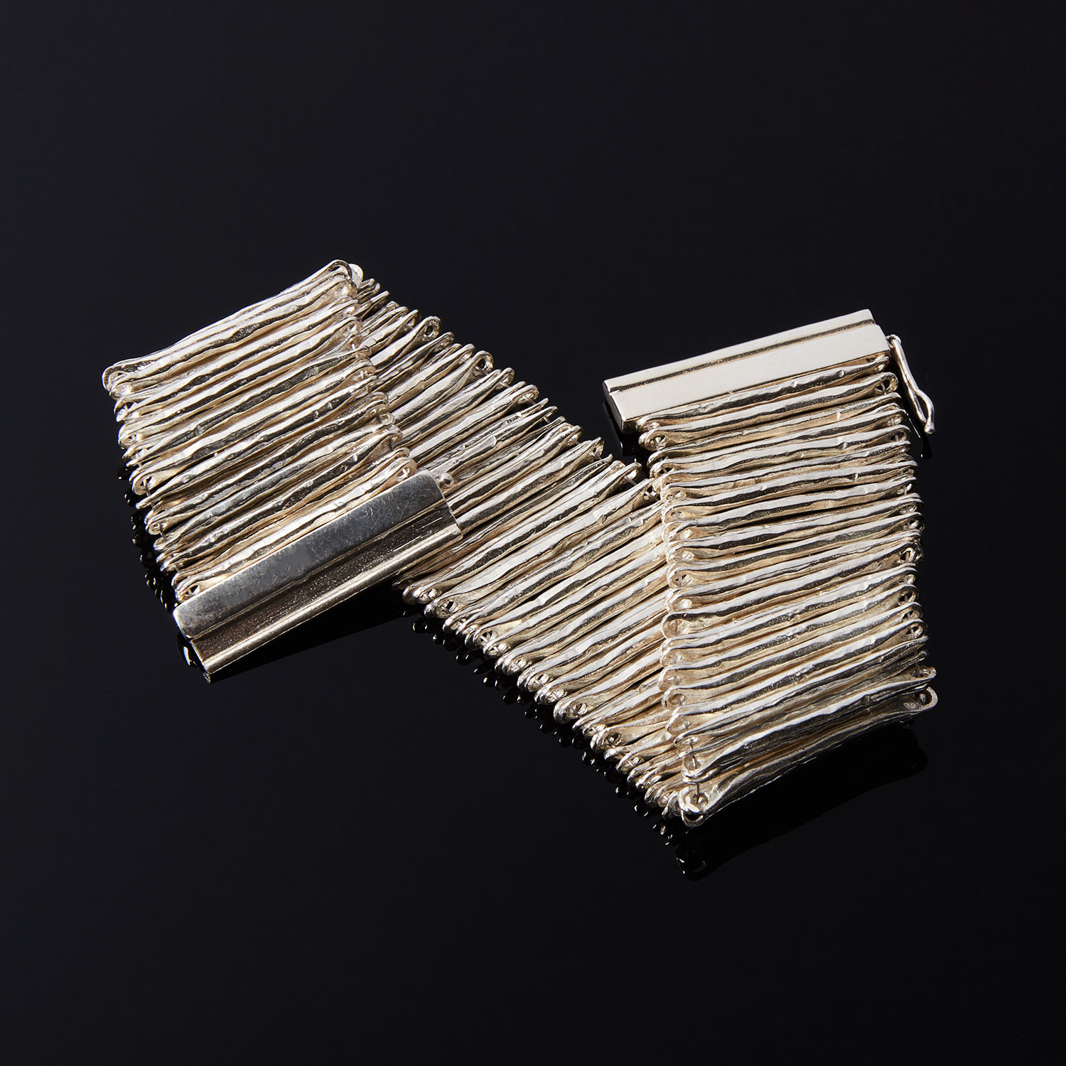 Thick Naav Bracelet - Sikara & Co. - Touch of Modern