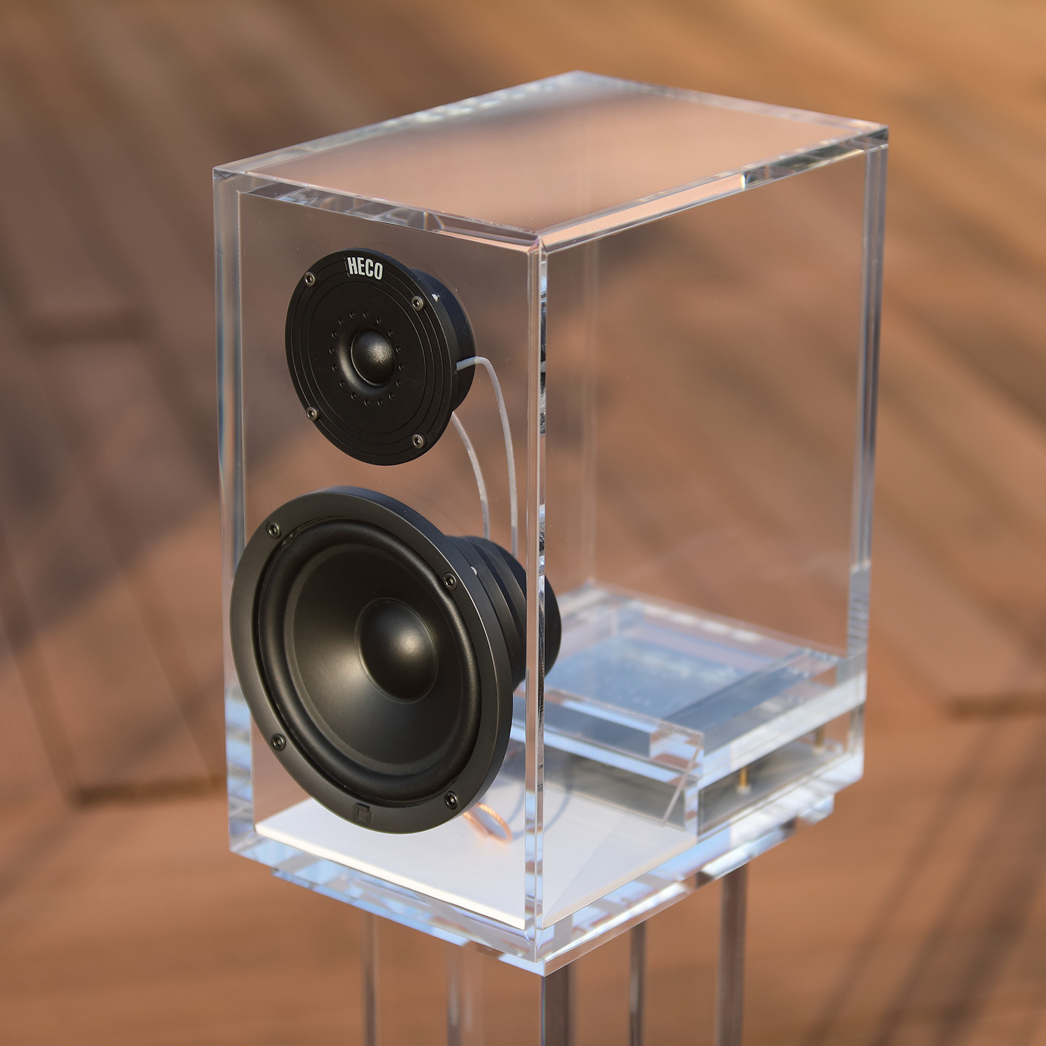 ONEclassic2 - ONEAudio - Touch of Modern