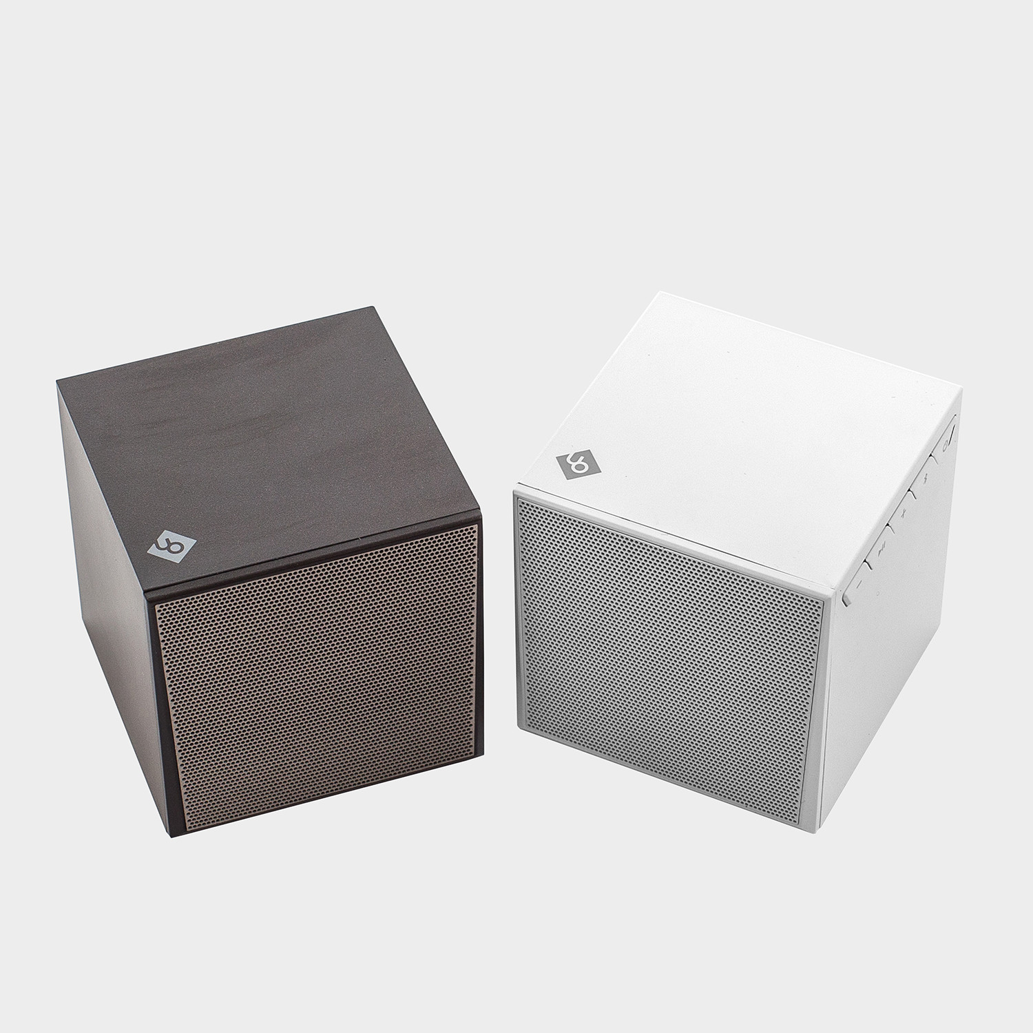 UO Cube Speaker (White) - Innoio - Touch of Modern