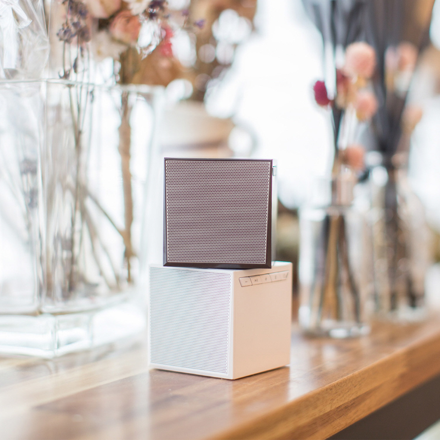 UO Cube Speaker (White) - Innoio - Touch of Modern