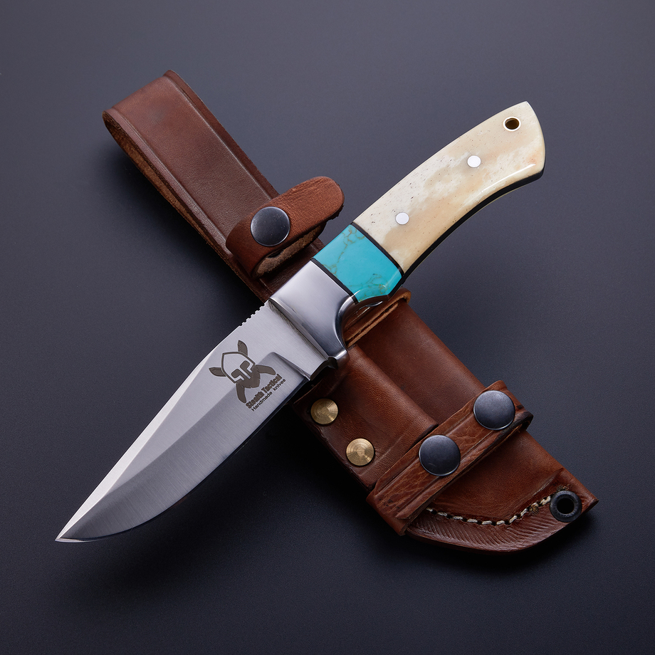 Stealth Tactical Blades - Adventure Ready D2 Knives - Touch of Modern