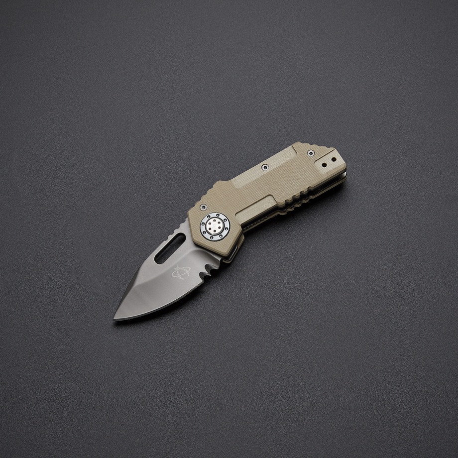 Mantis Knives - Tactical Knives - Touch of Modern
