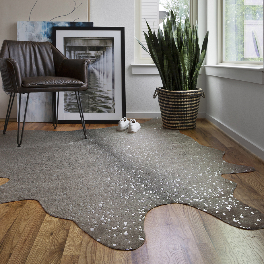 Loloi Rugs - Style Your Floors - Touch of Modern