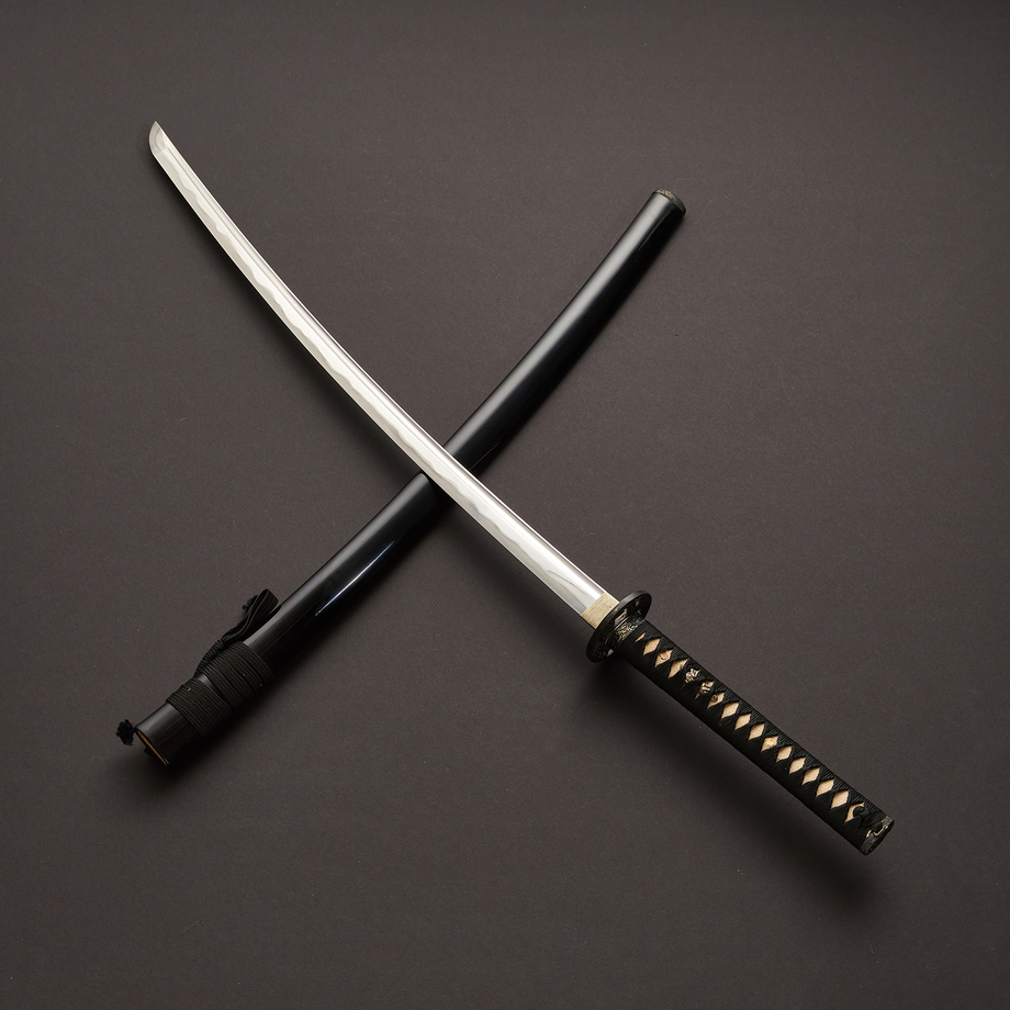 Dynasty Forge - Traditional Japanese Swords - Touch of Modern