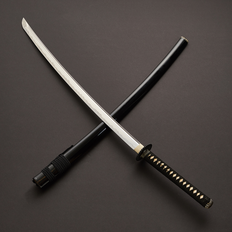 Dynasty Forge - Traditional Japanese Swords - Touch of Modern