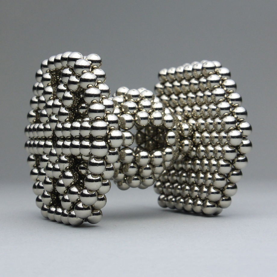 Nano Magnetics - Dynamic Tiny Spheres - Touch of Modern