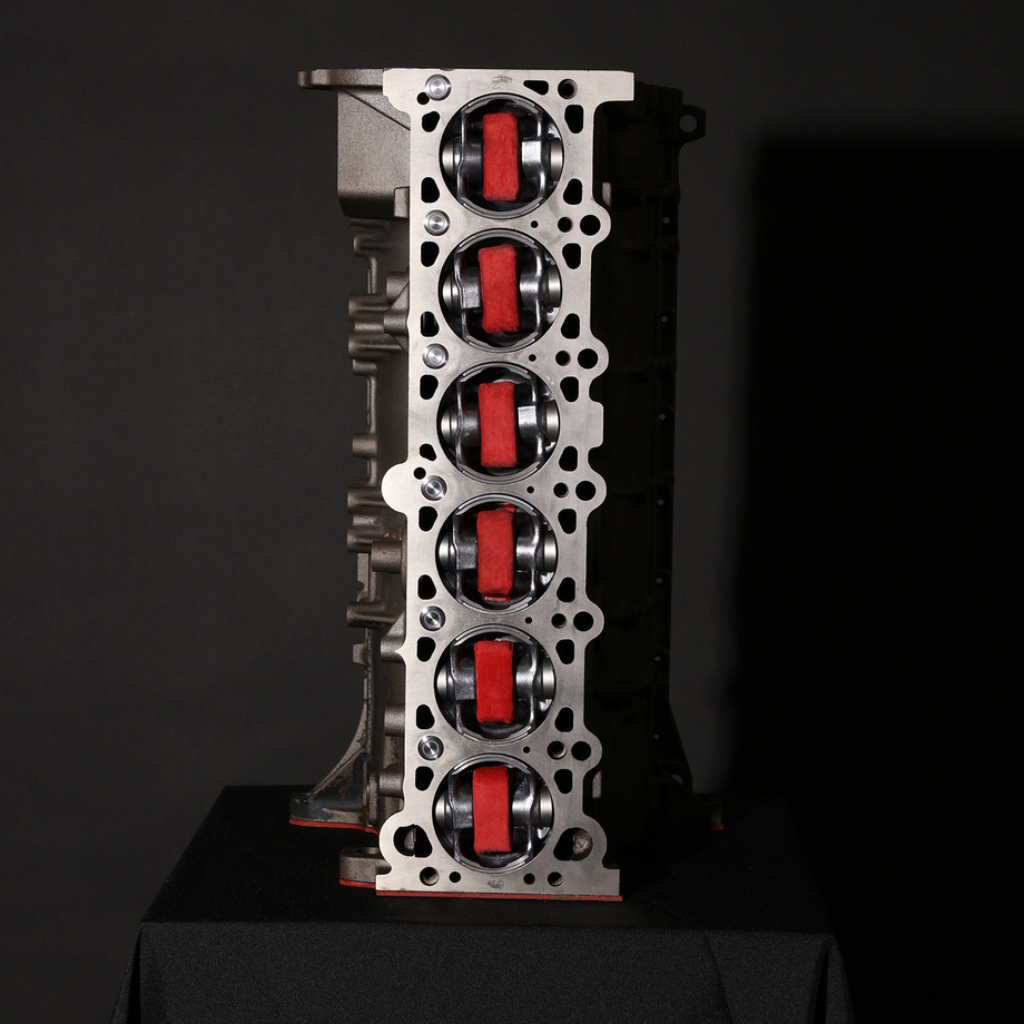 Vulcan Innova - The BMW Engine Watch Winder - Touch of Modern