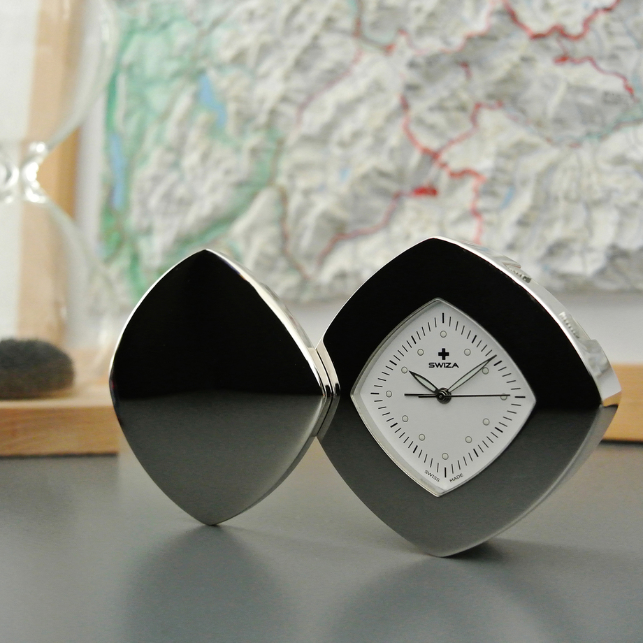 Swiza - Swiss Clocks Since 1904 - Touch of Modern
