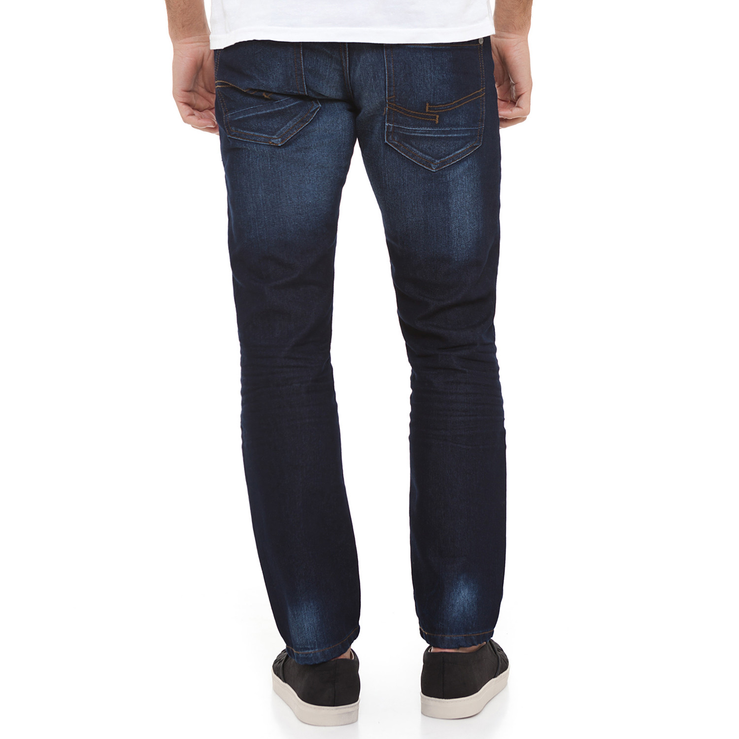 Wayne Jean // Dark Wash (30WX30L) - Crosshatch - Touch of Modern