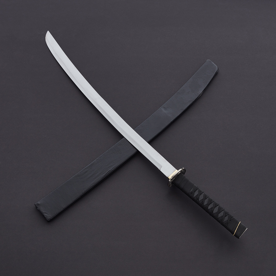 Battling Blades - Handmade Swords, Historic Origins - Touch of Modern