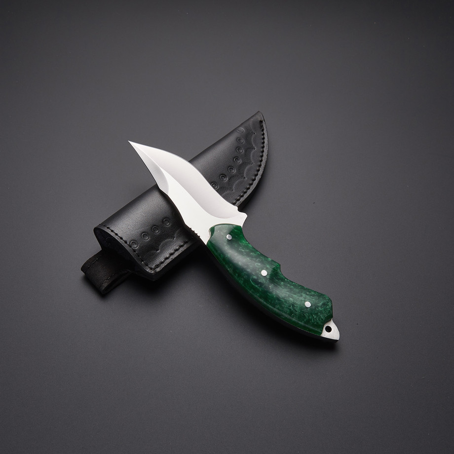 RaB Cutlery World - Impressive D2 + Damascus Blades - Touch of Modern