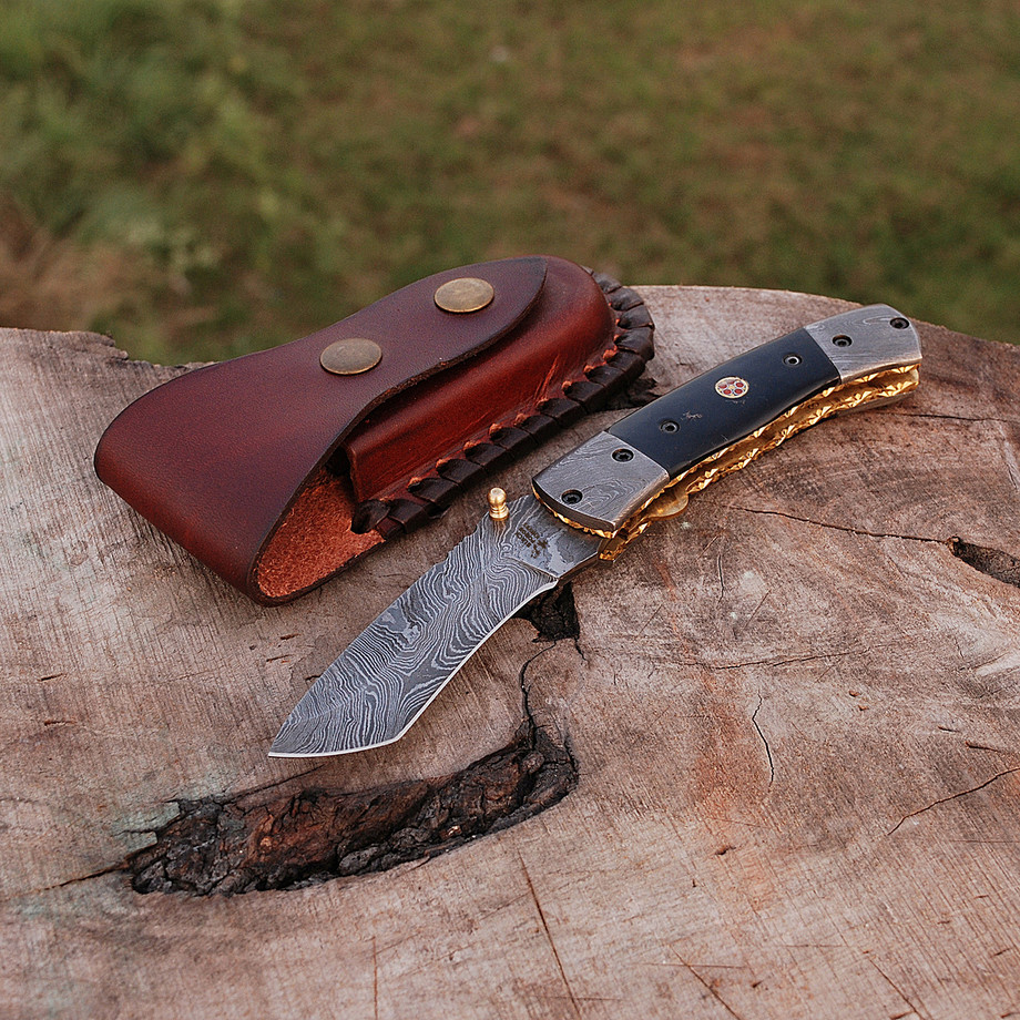 Black Forge Knives - Eye-Catching Damascus Steel - Touch of Modern