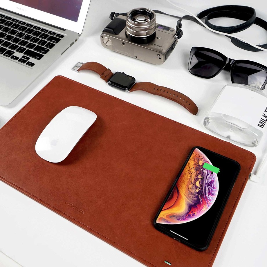 GAZE LAB - High-Tech Office Accessories - Touch of Modern