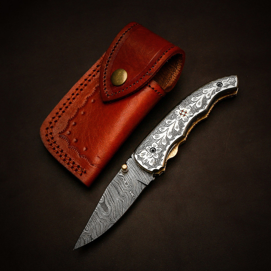 Vision Knives - Versatile Damascus Steel Blades - Touch of Modern