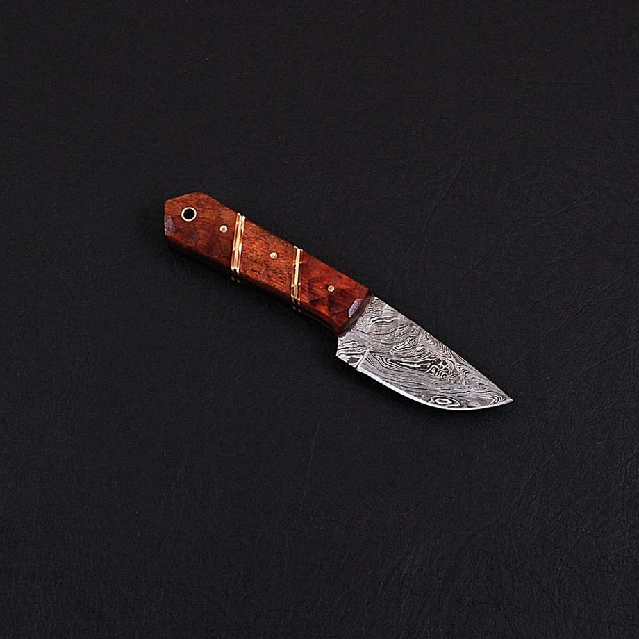Black Forge Knives - Superb Steel, Expert Craftsmanship - Touch of Modern