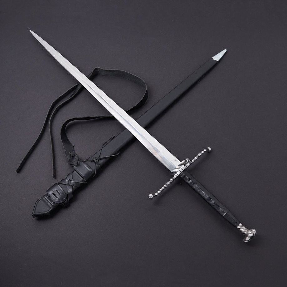 Darksword Armory - Medieval Weaponry - Touch of Modern