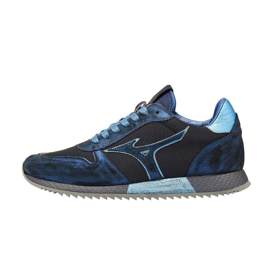 Mizuno - Fashionable Sport Sneakers - Touch of Modern