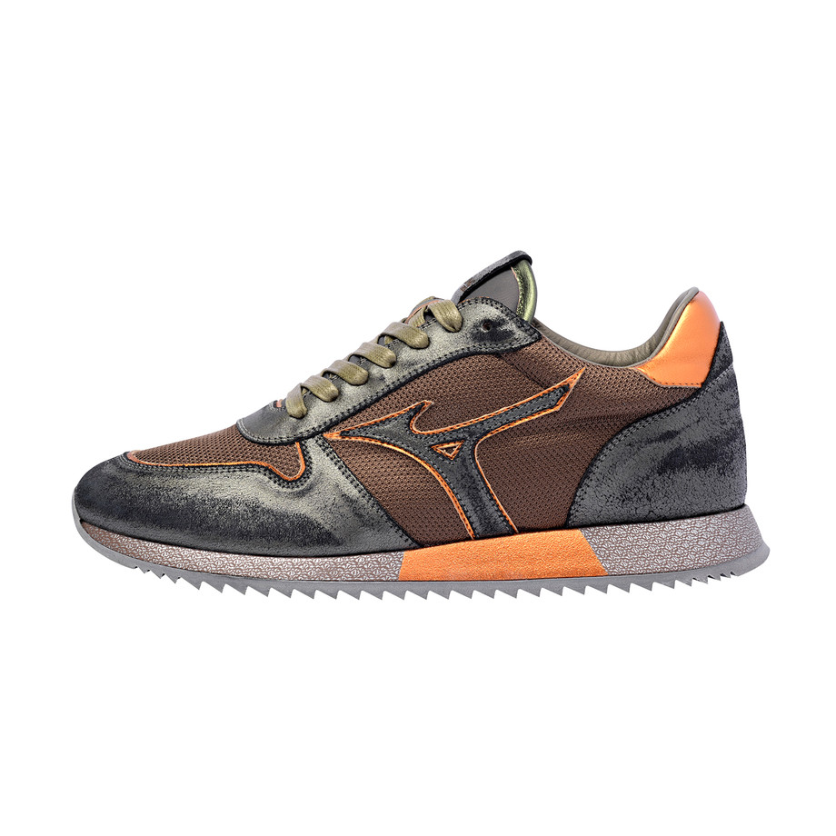 Mizuno - Fashionable Sport Sneakers - Touch of Modern