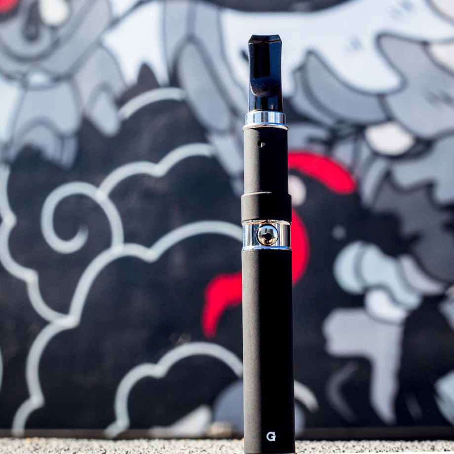 G Pen - Sleek, Ergonomic Vapes - Touch of Modern