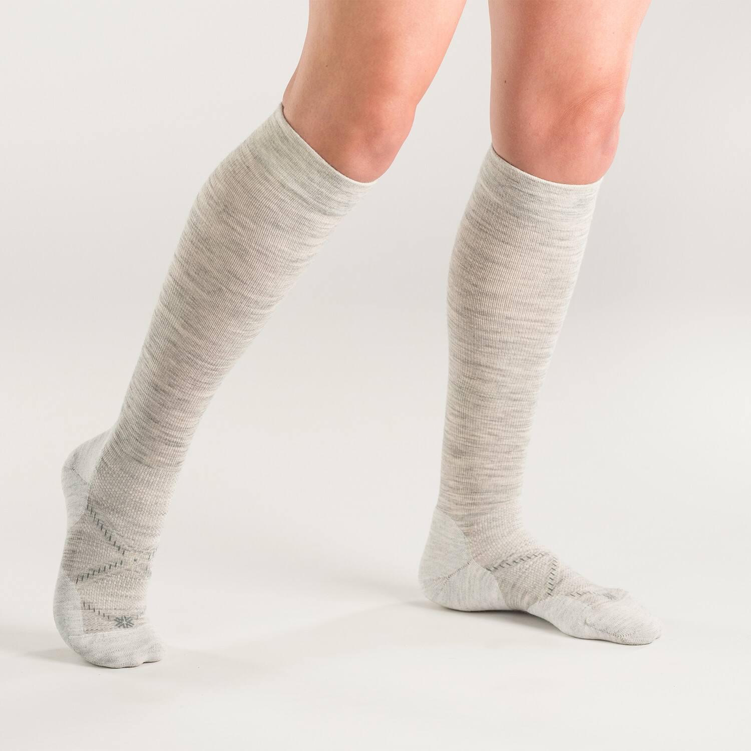 The Life Sock // Low Compression Sock // Light Gray (S) - Vive Wear ...