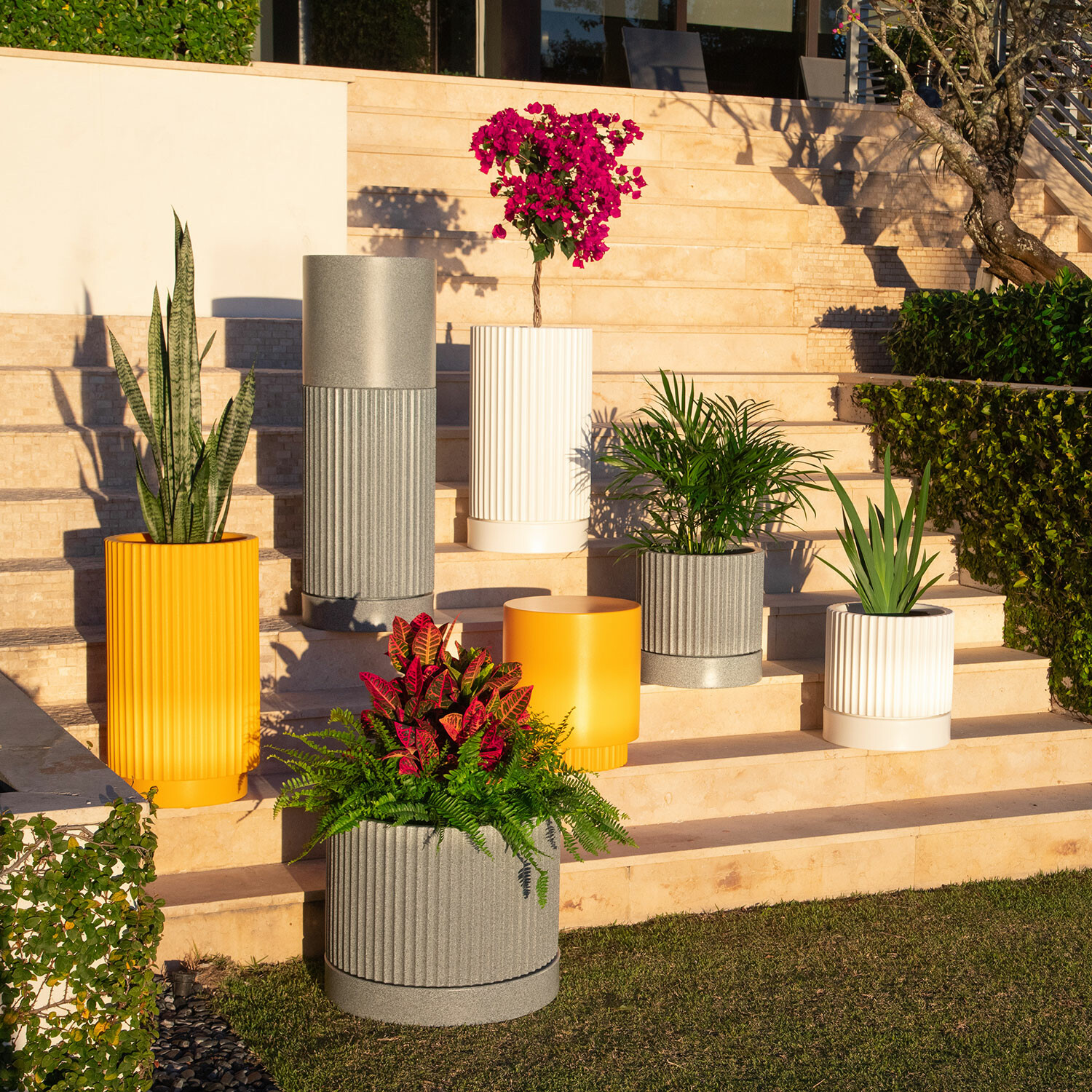 Ripple Short Planter // Gray Granite - Tenjam Ripple Planters & Tables ...