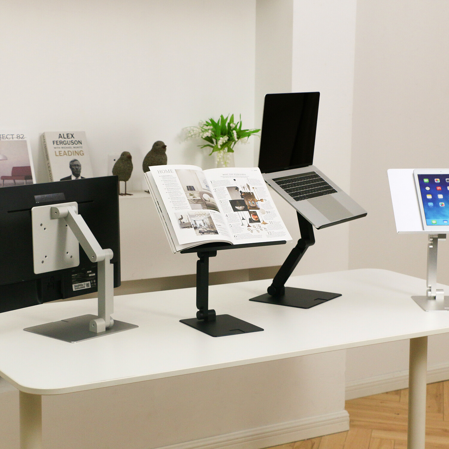 Maxtand 2.0 Laptop Stand // Regular (Black) - Ridge Stand - Touch of Modern