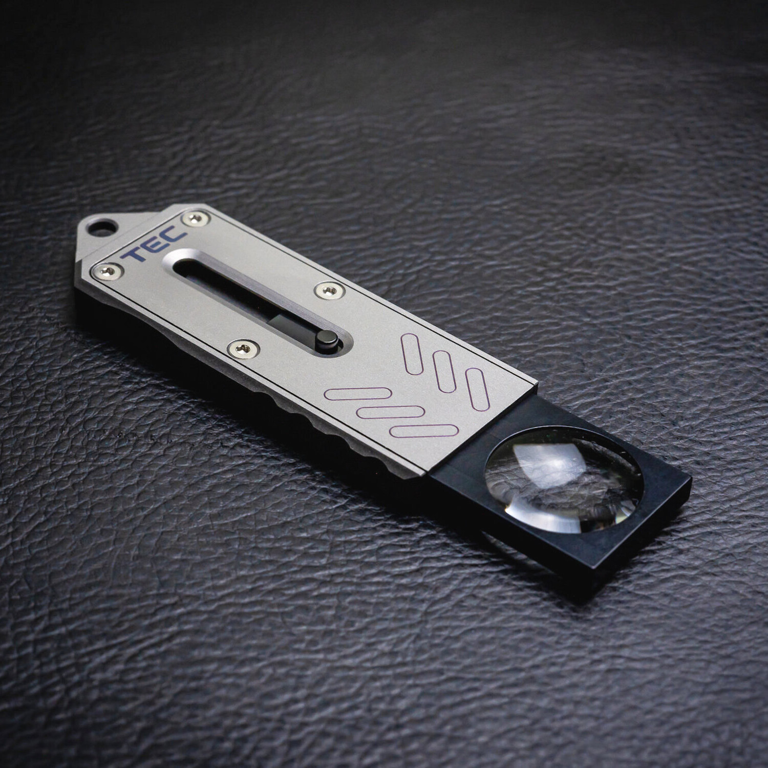 Neo-Spec Pocket Magnifier // Titanium - Neo-Spec Pocket Magnifier ...