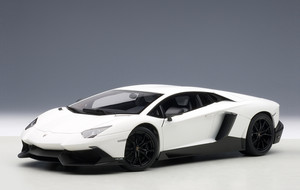 AutoArt - Extremely Detailed Models - Touch of Modern