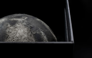 AstroReality - An Interactive 3D Moon - Touch of Modern
