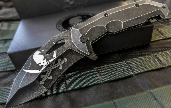 LOTAR Combat - Expertly Designed Tactical Knives - Touch of Modern