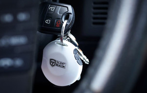 Silent Beacon - Personal Safety Tracking Device - Touch of Modern