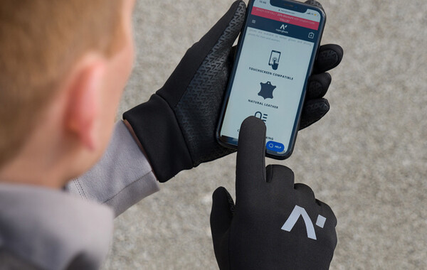 Napo Gloves - Distinguished Touchscreen Gloves - Touch of Modern