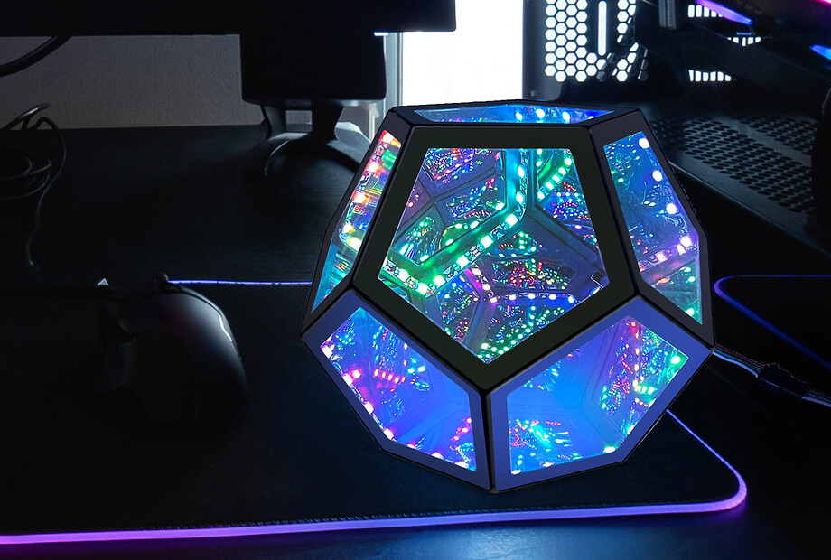 Optimus Maximus Reprogrammable Keyboard - Art. Lebedev Studio - Touch ...