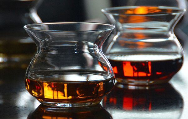 The Neat Glass - The Ultimate Spirits Tasting Glass - Touch of Modern