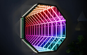 The Infinity Light - A Portal To Another Dimension - Touch of Modern